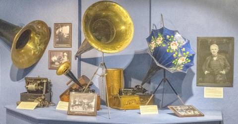 Take a personal tour with Thomas Edison