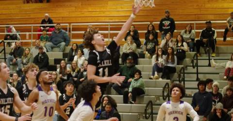 Wallkill Valley wins holiday tournament