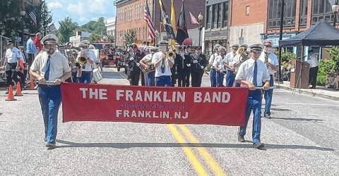 Franklin Band wins title 4 years in a row