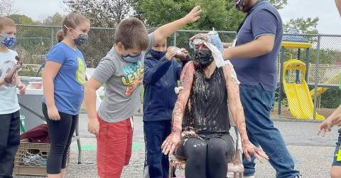 One summer, 2,066 books: Hardyston students cover their principal in ...