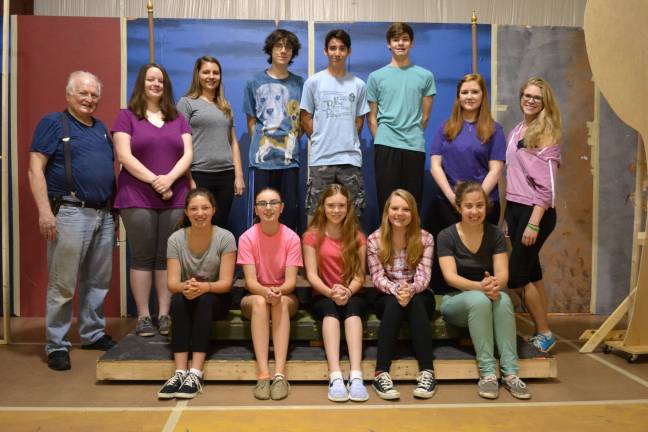 Local actors take to the stage
