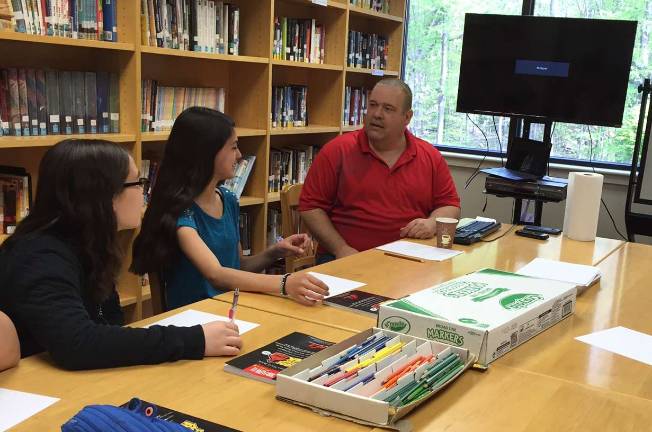 Author pays visit to Hilltop school